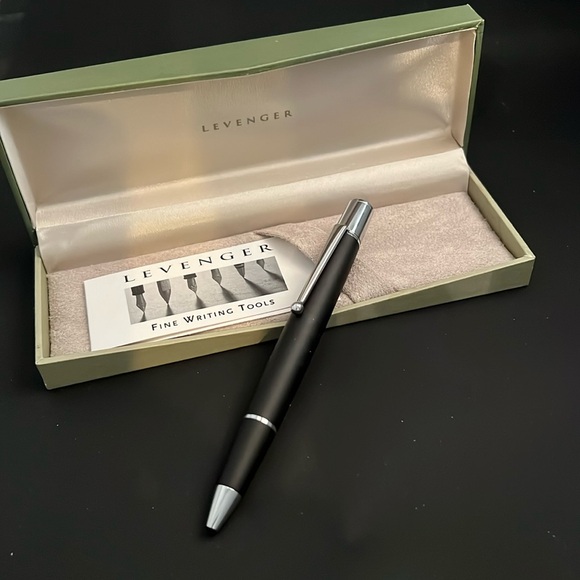 Levenger | Office | Nwt Levenger True Grip Ballpoint ...